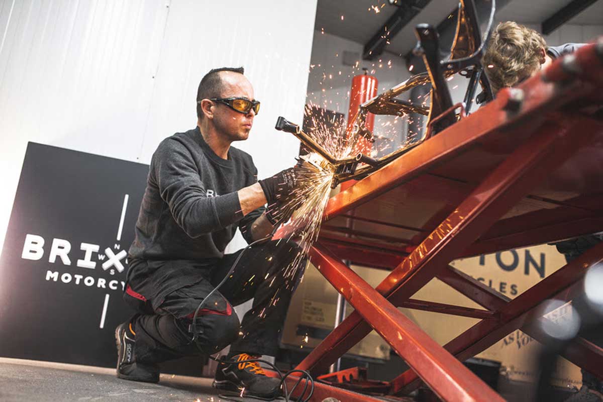 Brixton Custom Project: personaliza tu moto con premio