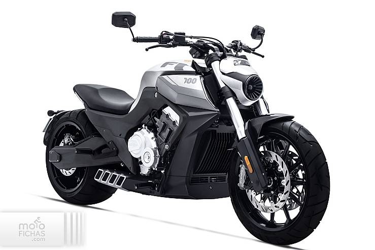 Benda LFC 700 2025 - Precio, ficha técnica, opiniones y ofertas