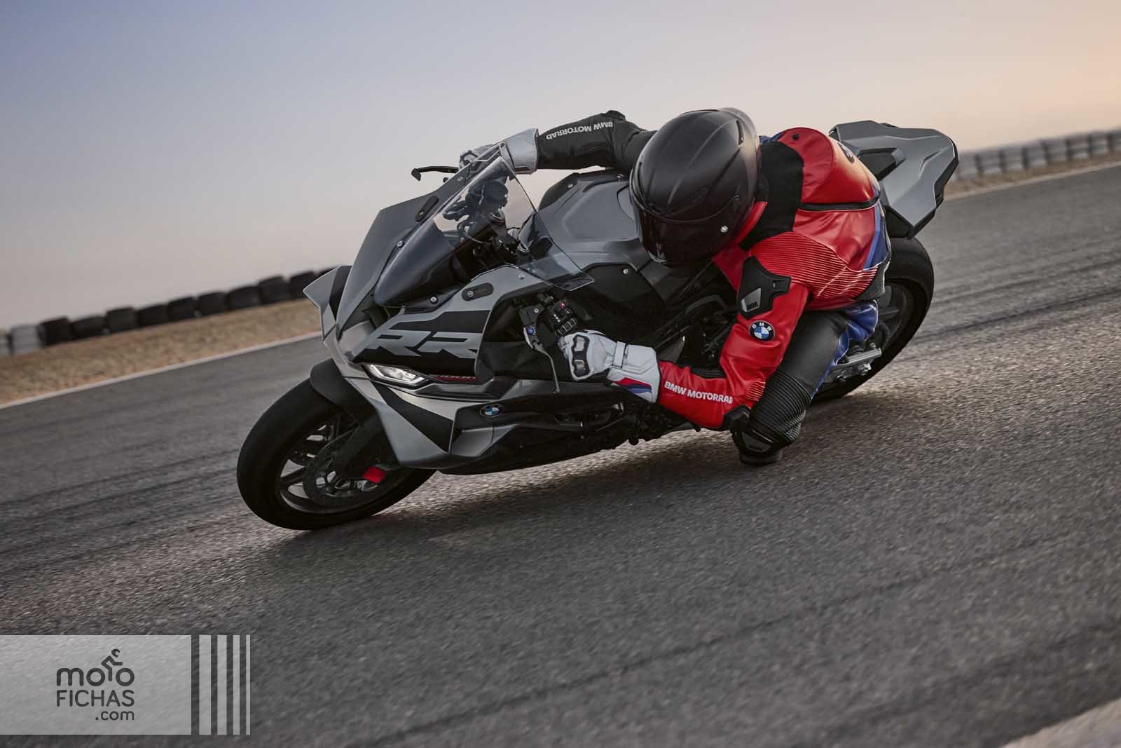 Comparativa BMW S 1000 RR 2025 - Kawasaki Z900/A2 2024