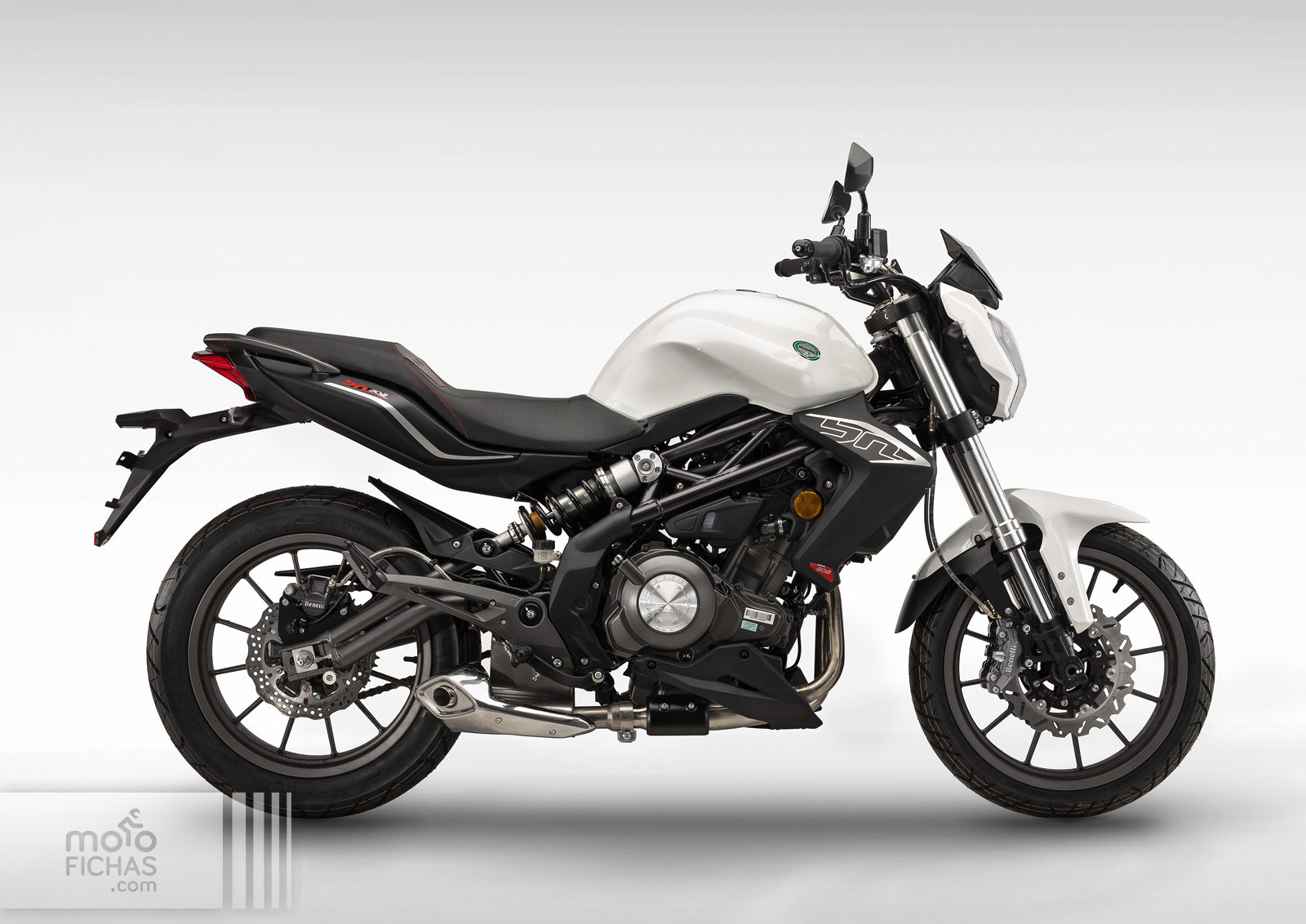Comparativa BMW G 310 R 2016-2020 - Benelli BN 302 2015-2016