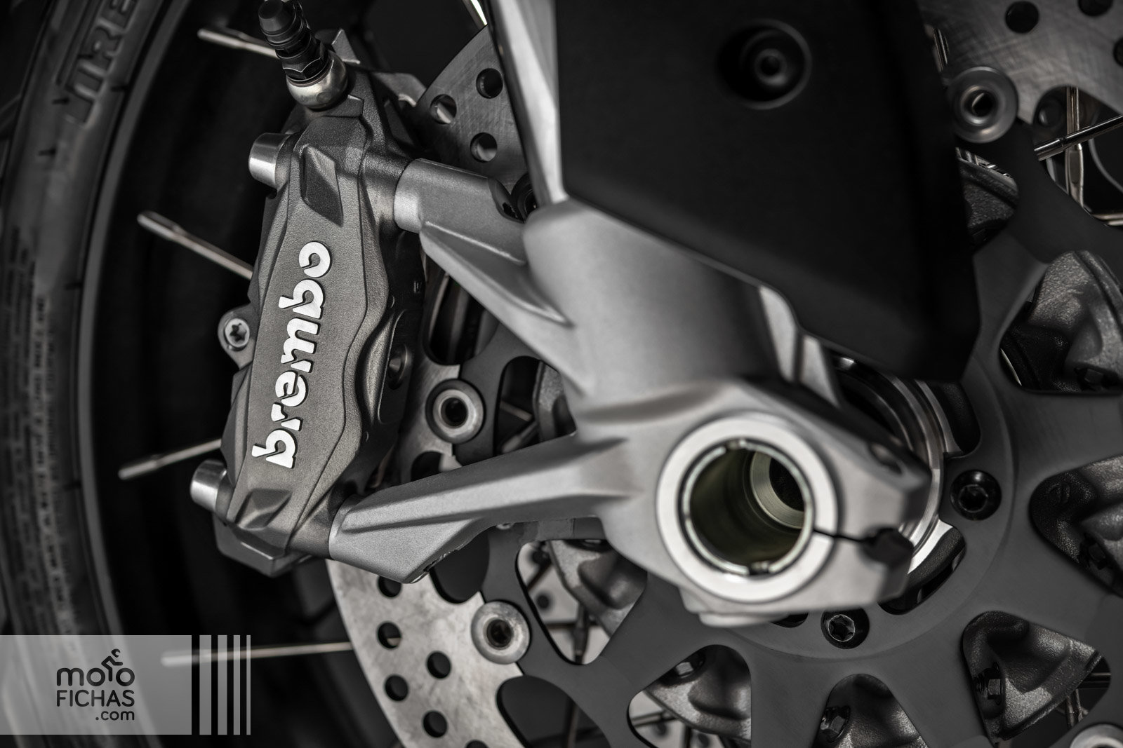 Comparativa BMW R 1250 GS Adventure 2019-2020 - Ducati Multistrada 1260 ...