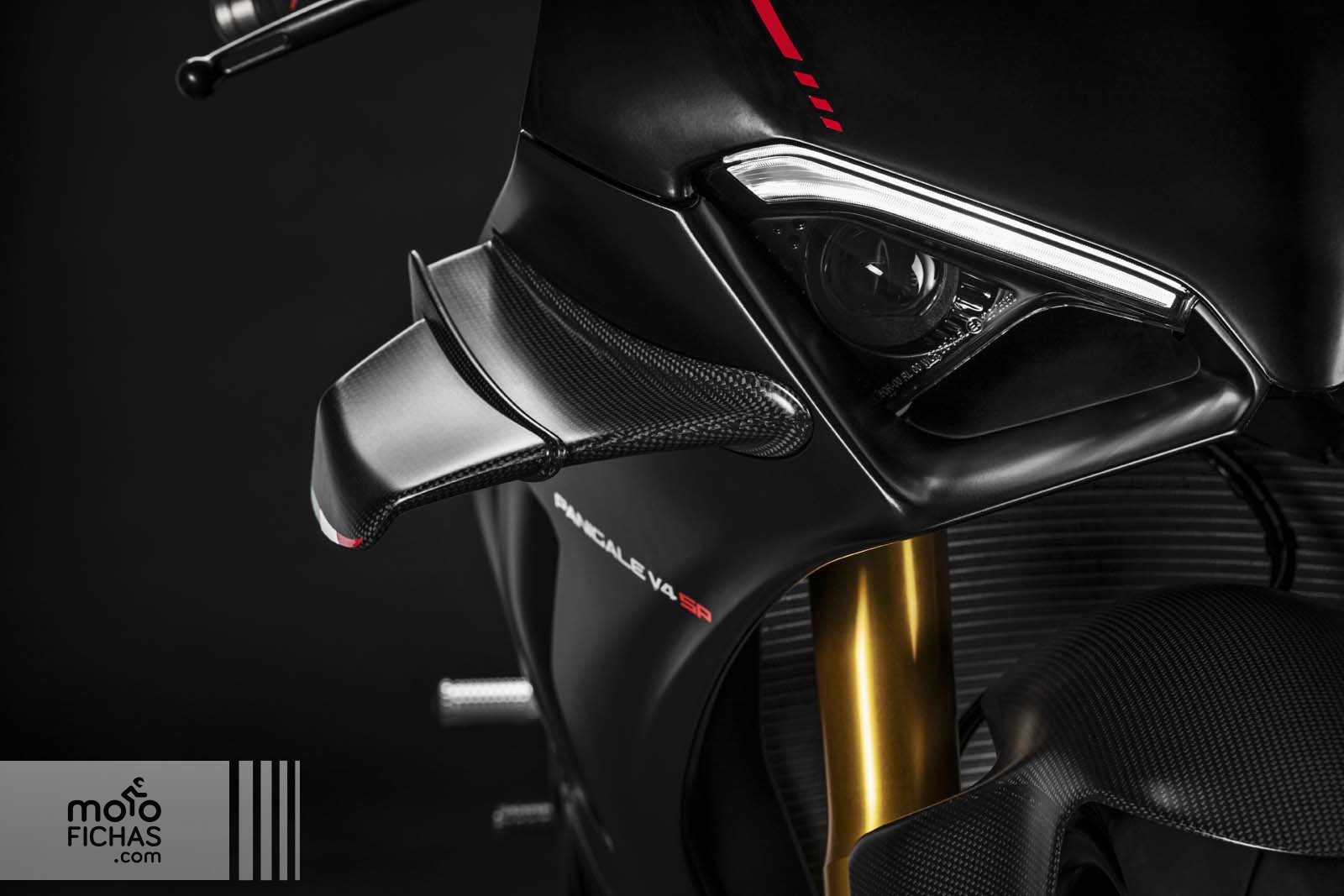 Comparativa Ducati Panigale V4/S 2020 - MV Agusta F4 1000 2019