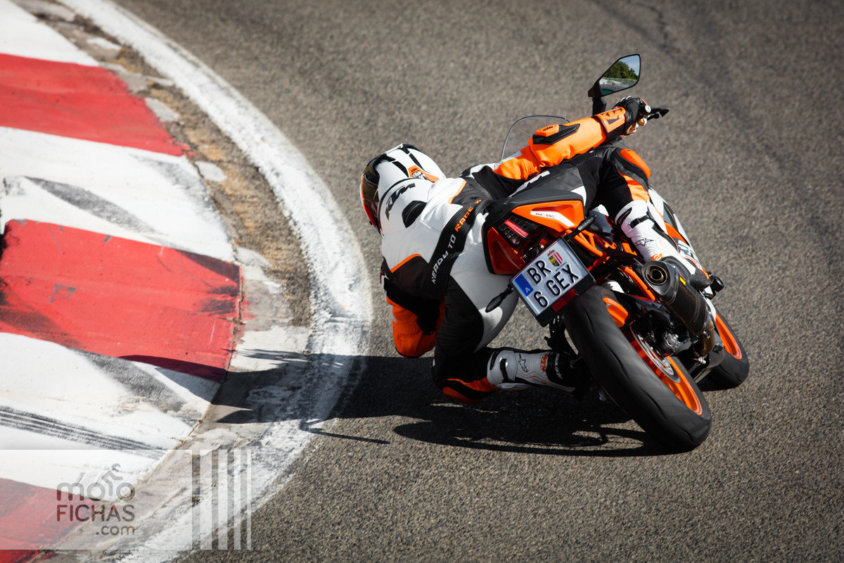 Comparativa KTM RC 390/R 2017-2020 - KTM 390 Duke 2017-2020