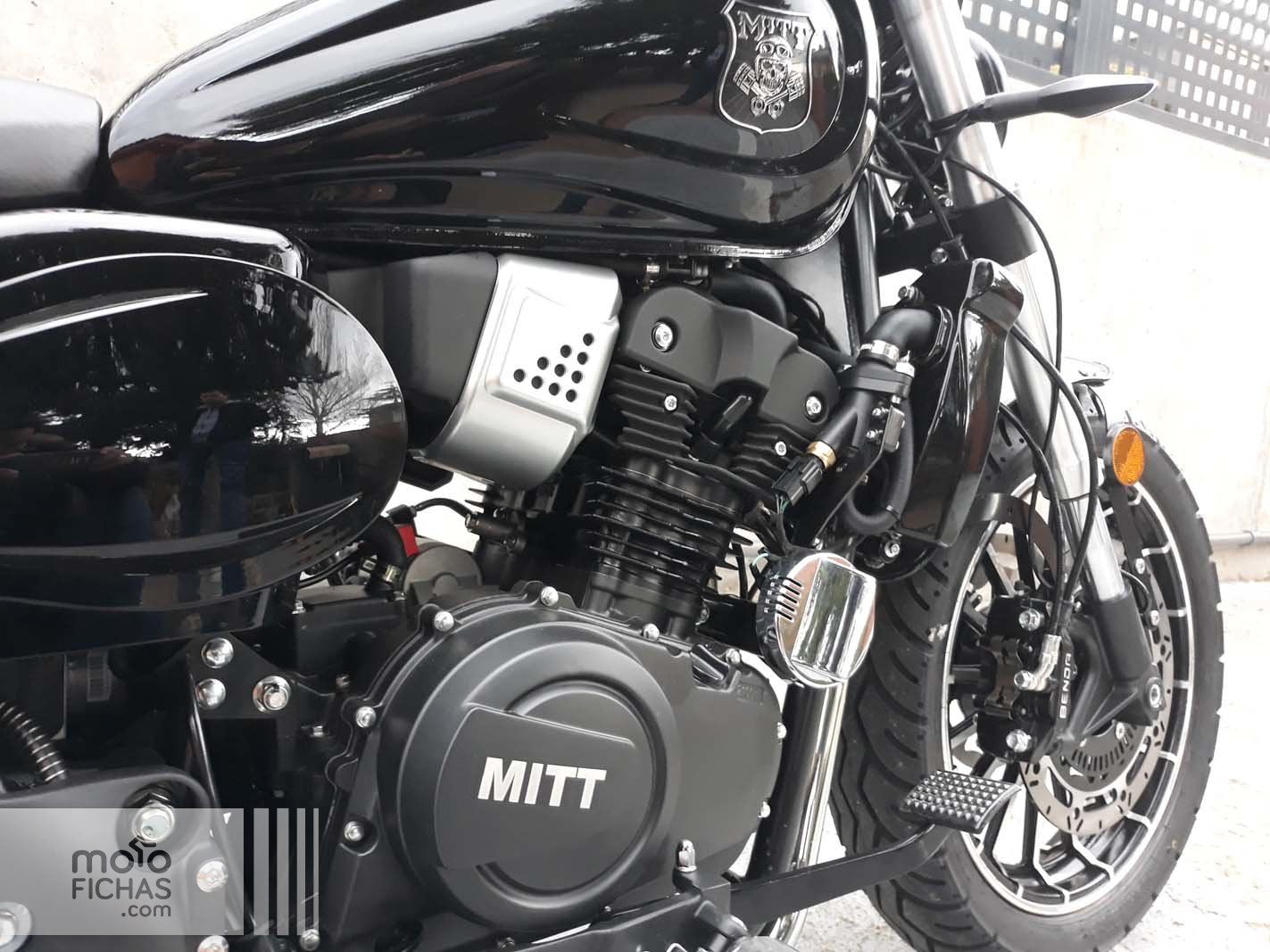 Comparativa MITT 440 MB Custom 2019-2020 - Daelim Daystar 250 2017-2020