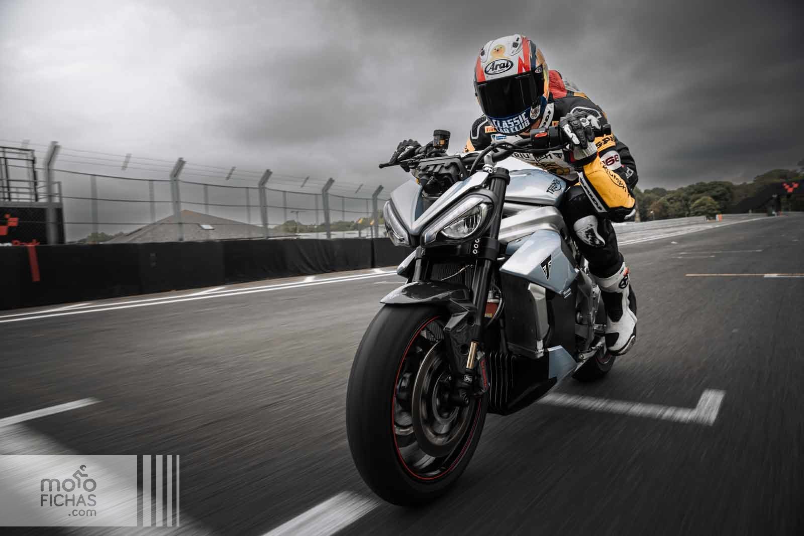 Triumph TE-1: 177 CV y 161 km con 20 minutos de carga (Vídeo)