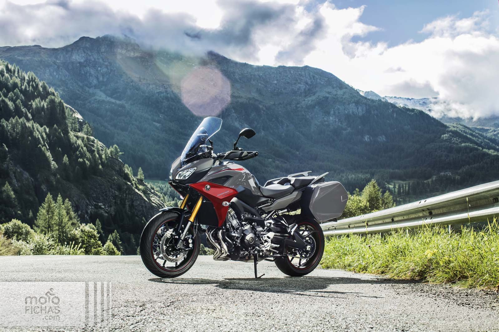 Comparativa Kawasaki Versys 1000/SE 2020 - Yamaha Tracer 900/GT 2018-2020