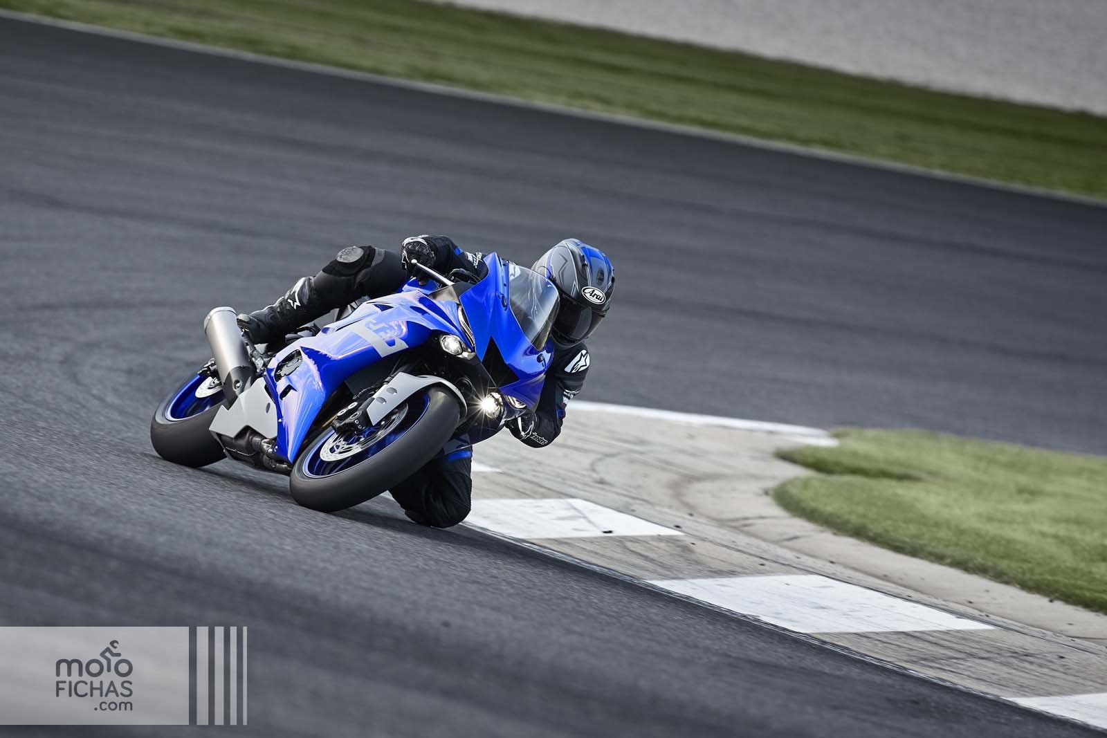 Comparativa Kawasaki Ninja ZX-6R 2020 - Yamaha YZF-R6 2017-2020