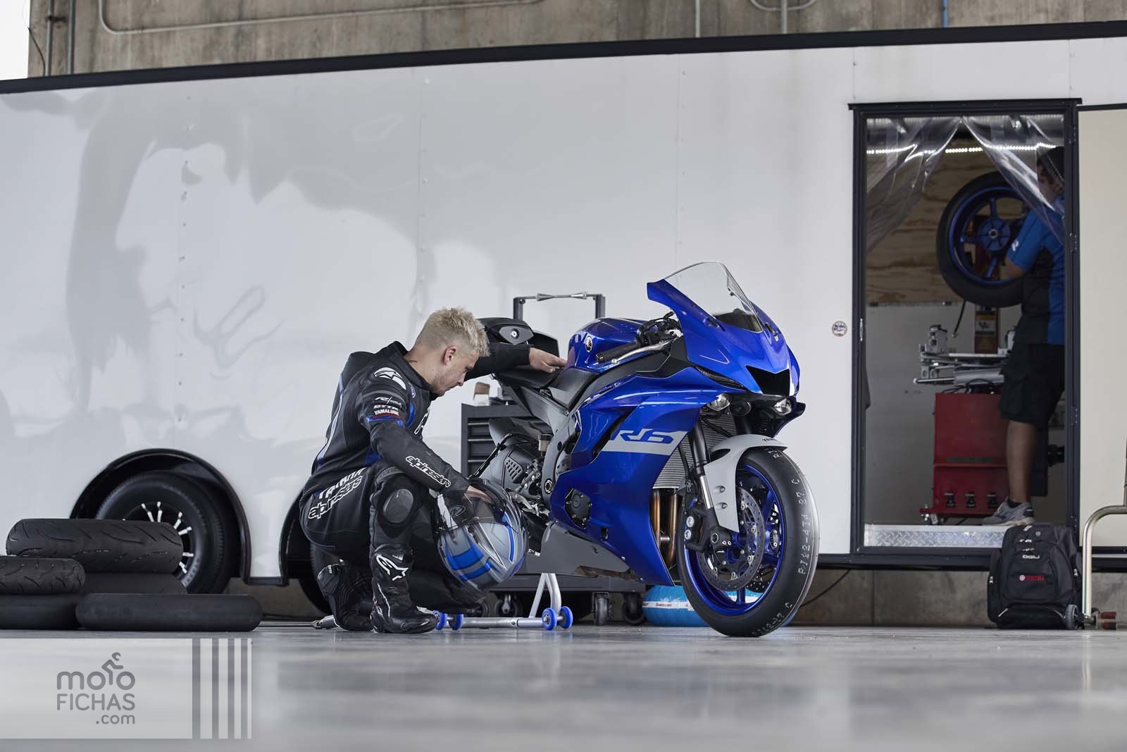 Comparativa Kawasaki Ninja ZX-6R 2020 - Yamaha YZF-R6 2017-2020