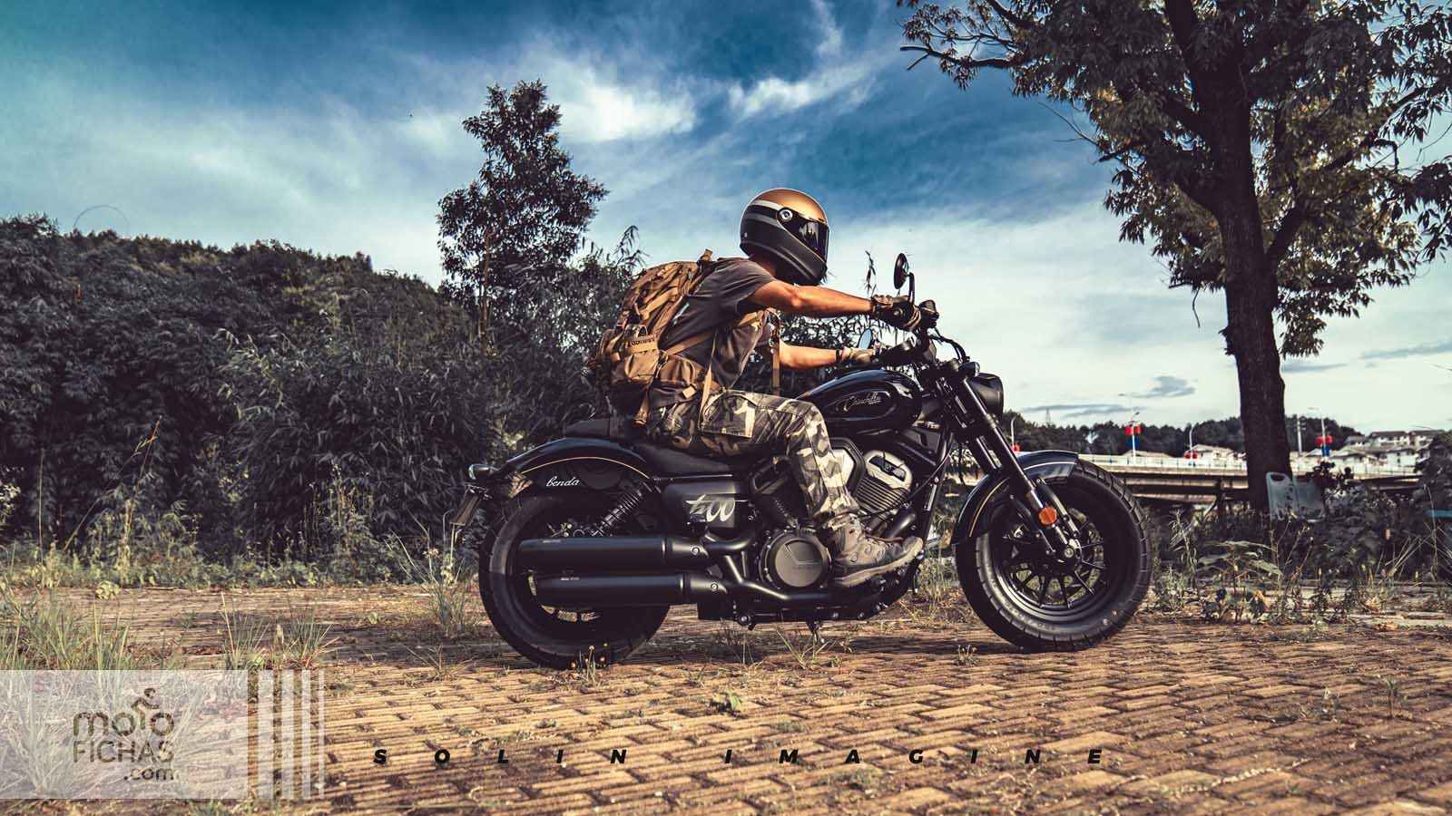 Comparativa Kawasaki Eliminator 500 2025 - Benda Chinchilla 500 2025