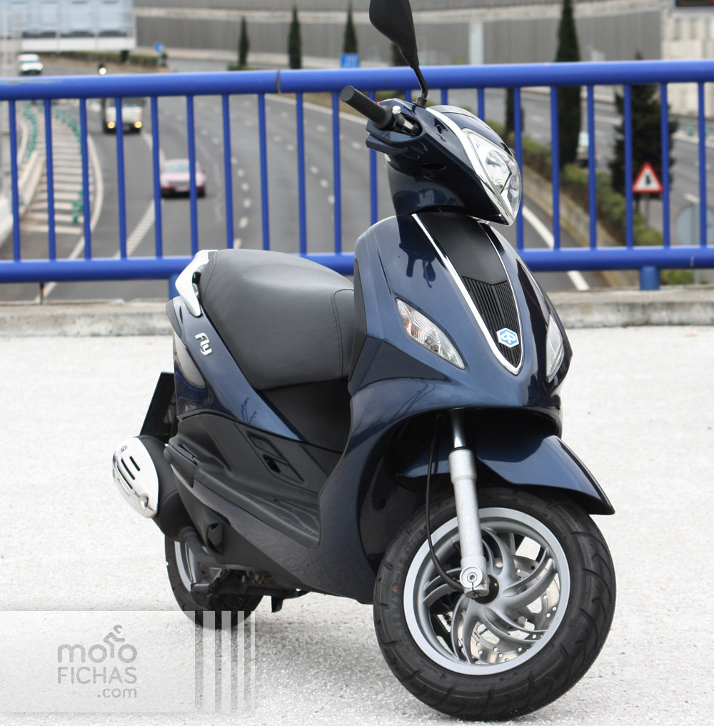 Prueba Piaggio Fly 125 3v