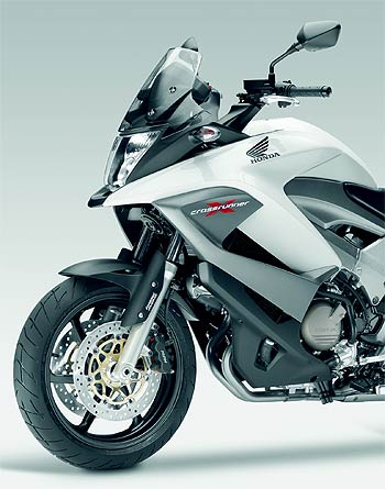 Honda Crossrunner 2011: una trail con alma asfáltica